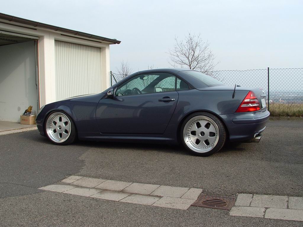 hot designo SLK w/ MAE wheels **PICS** | Mercedes-Benz Forum
